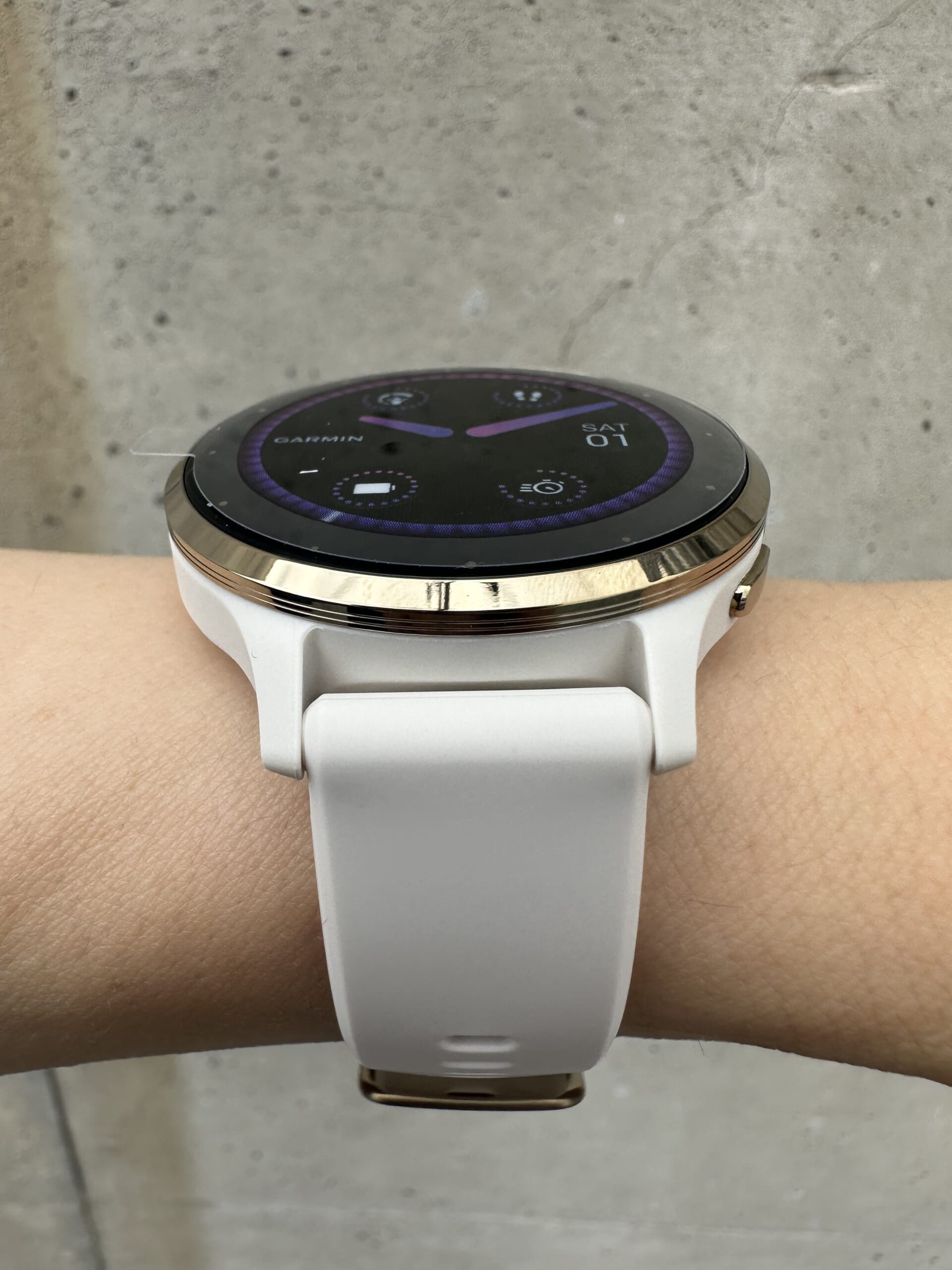 GARMINの新作VENU3、3S 早速西尾店に入荷中！ | ブランド腕時計の正規販売店 A.M.I